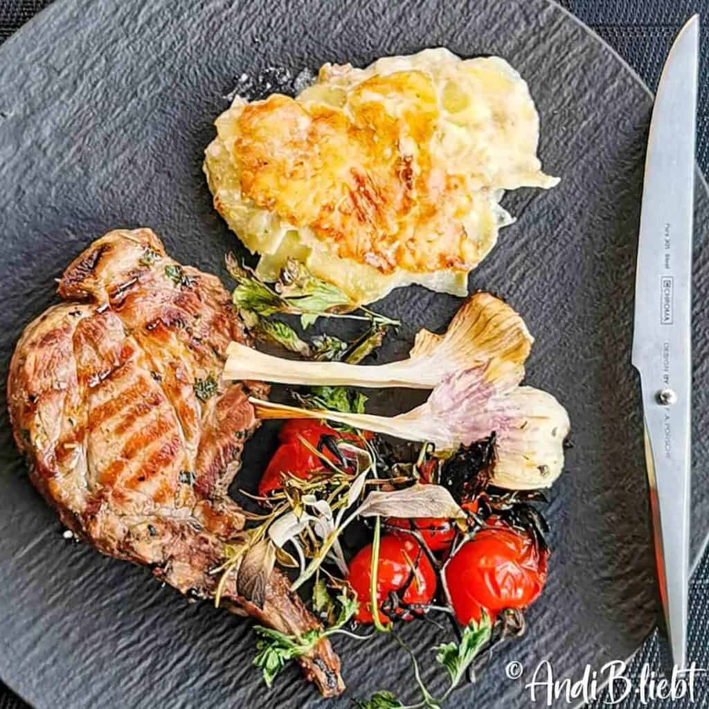 Iberico Kotelett vom Grill - 100% perfekt zubereitet